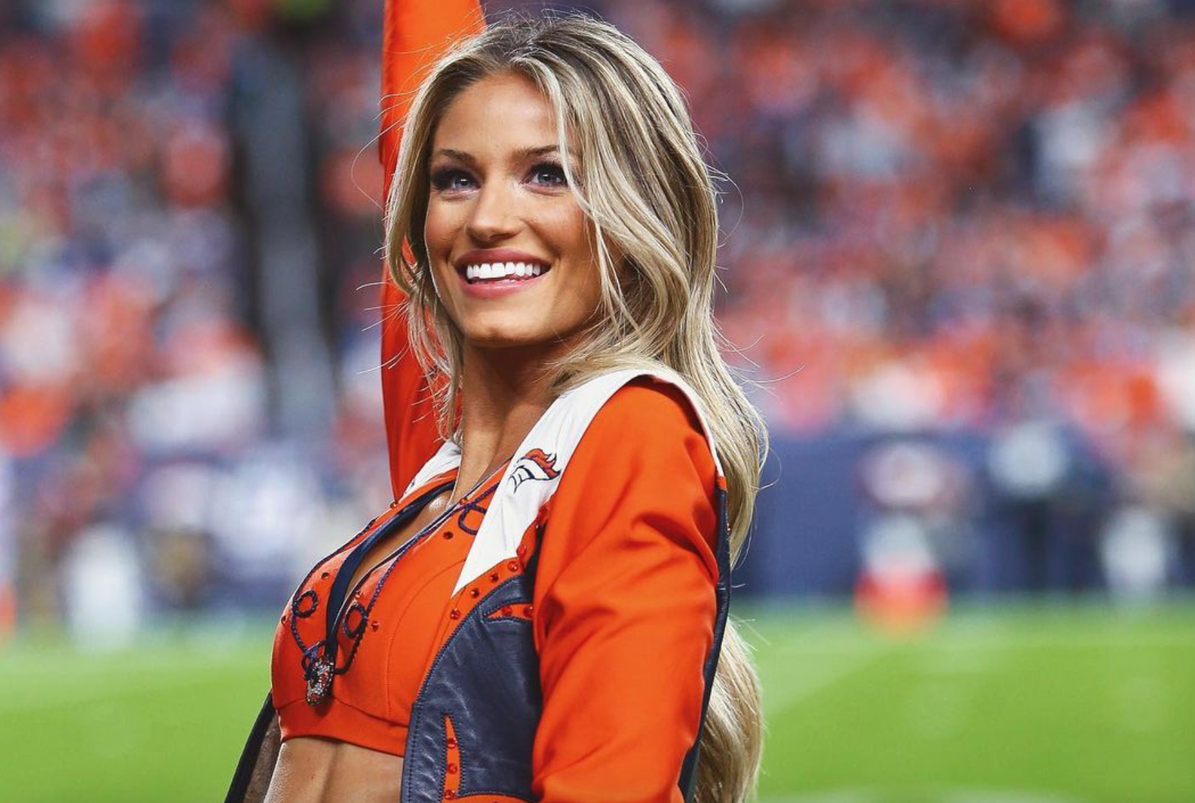 'Stunning' Former Broncos Cheerleader Goes Viral Before Monday Night ...