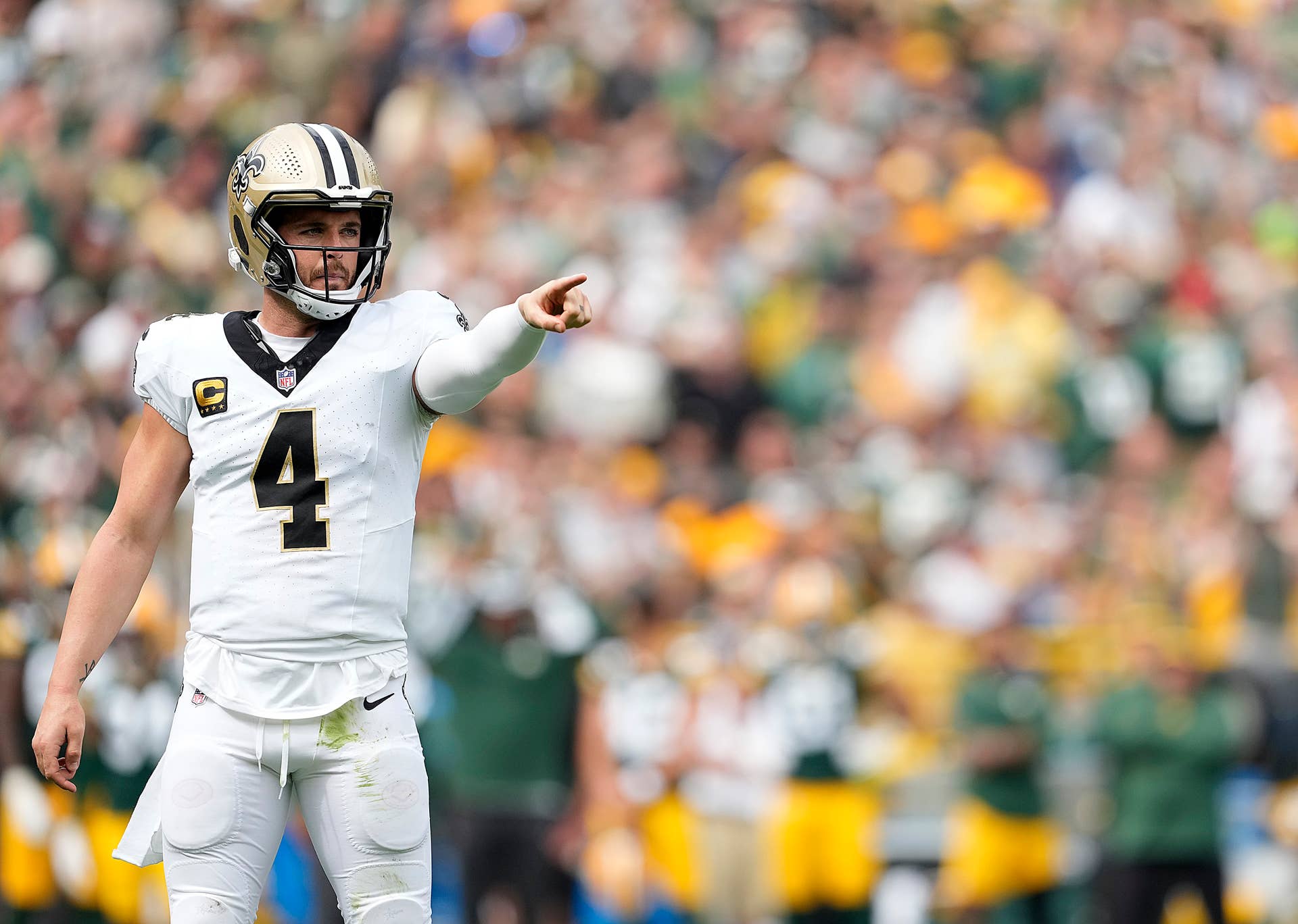 Derek Carr Has Message For Frustrated New Orleans Saints Fans - The Spun