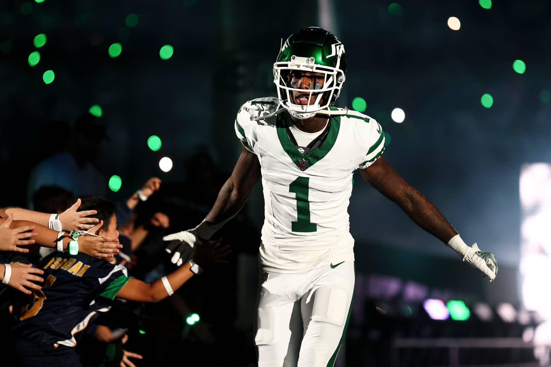 NFL Star Sauce Gardner 'Hard Launches' Relationship With Popular Rapper ...