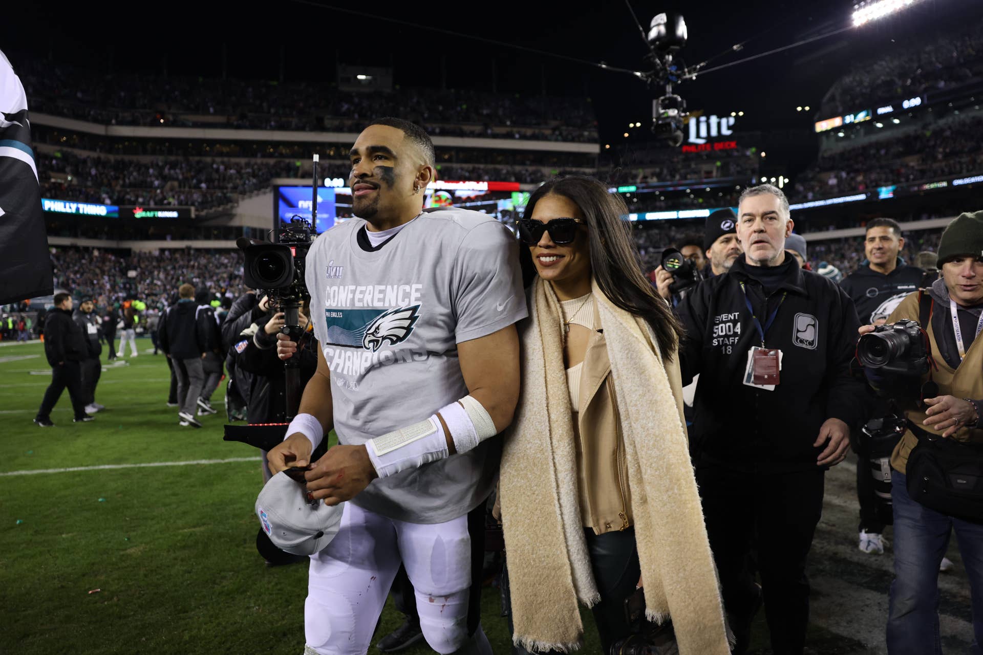 Meet The Private Girlfriend Of Eagles QB Jalen Hurts - The Spun