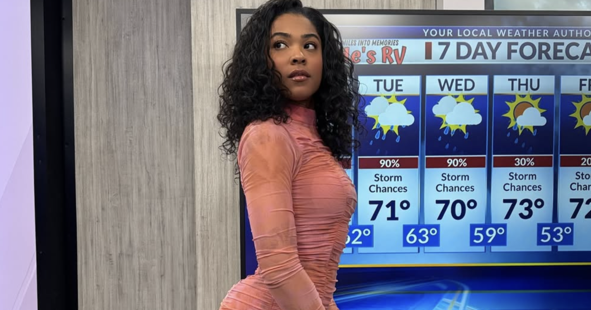 'Gorgeous' Weather Girl Grabs Attention With Viral Broadcast - The Spun