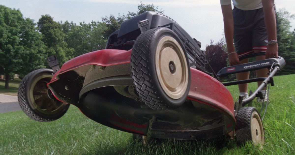 Former College Basketball Player Dead At 57 In Lawn Mower Accident ...