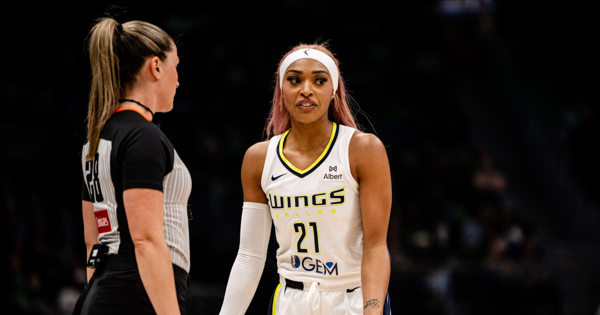 WNBA Contender Acquires DiJonai Carrington In Blockbuster Trade - The Spun