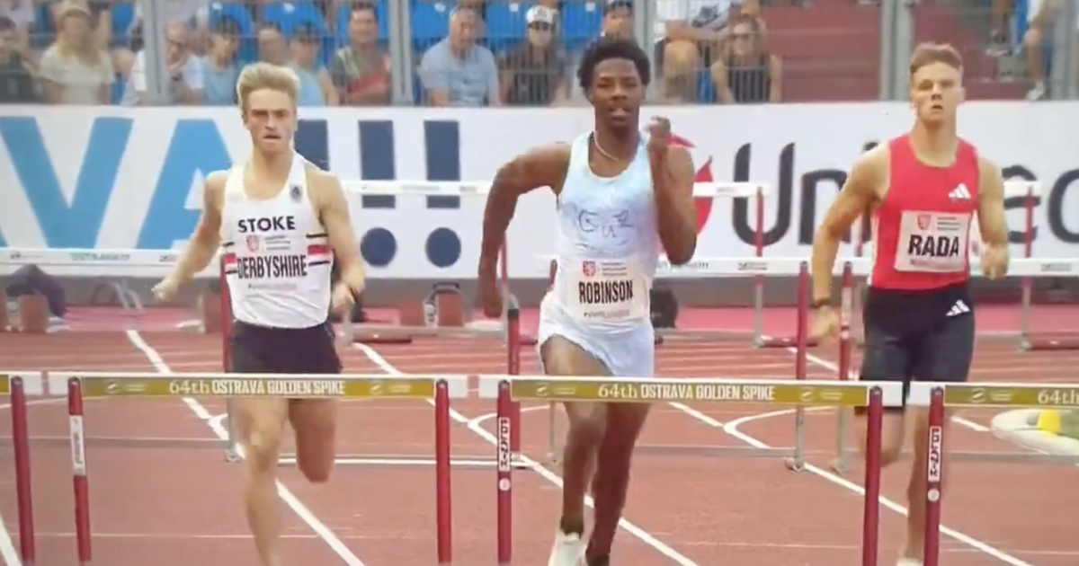Video: U.S. Track Star Has Wardrobe Malfunction During Race - The Spun