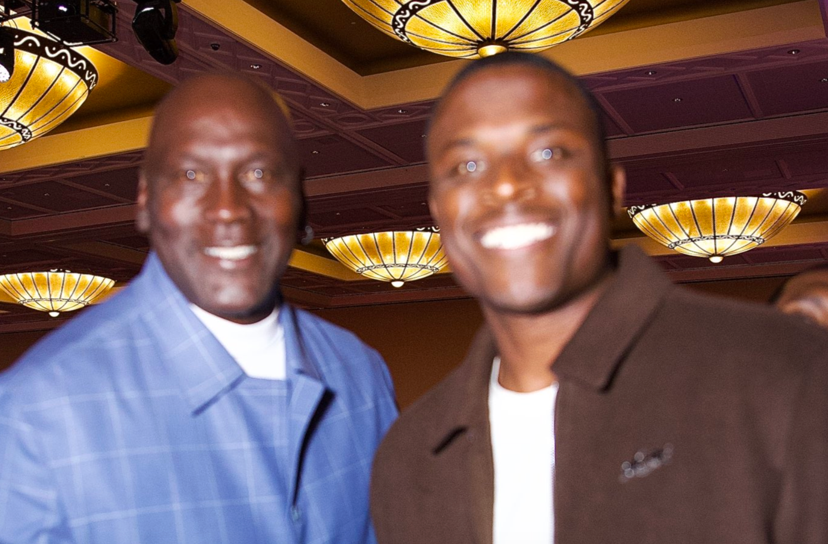 Basketball Fan Begs For Help After Unfortunate Photo With Michael ...