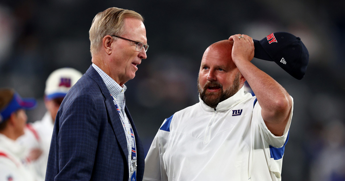 The New York Giants Fired Two Coaches On Wednesday - The Spun