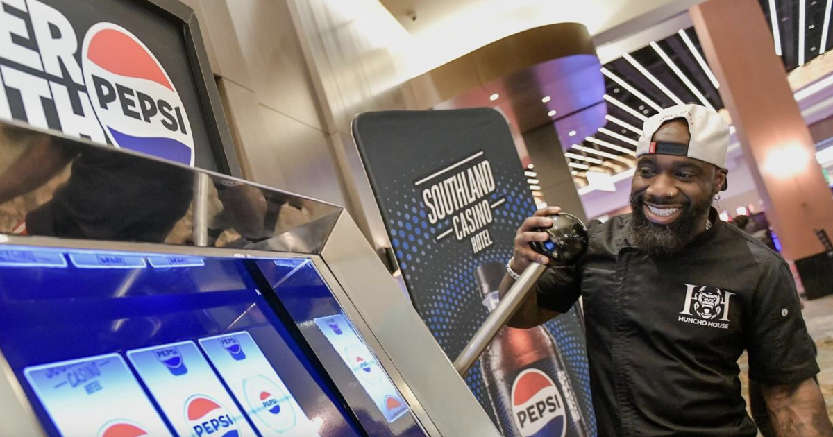 Former NFL Player-Turned-Chef Shot During Robbery Attempt - The Spun