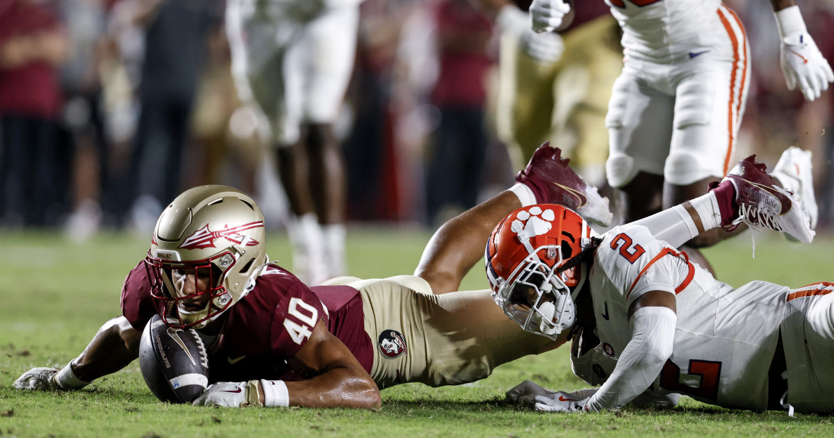 College Football Fans Praying For Florida State Star After Scary Injury ...