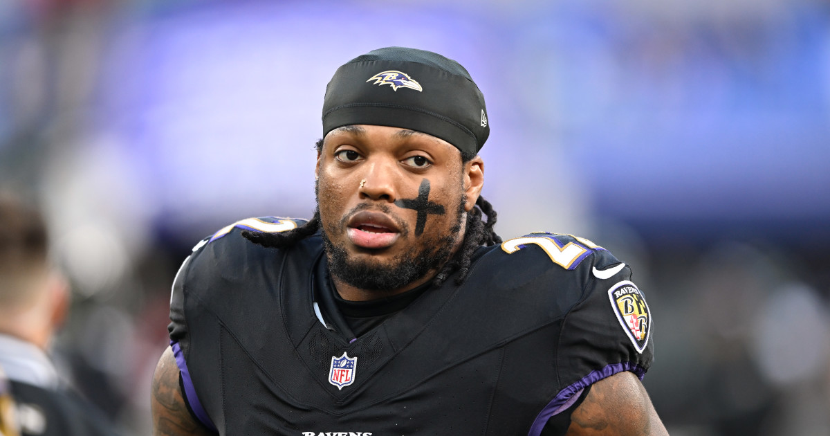 NFL Fans Are Torn On Ravens Star Derrick Henry's New Appearance - The Spun