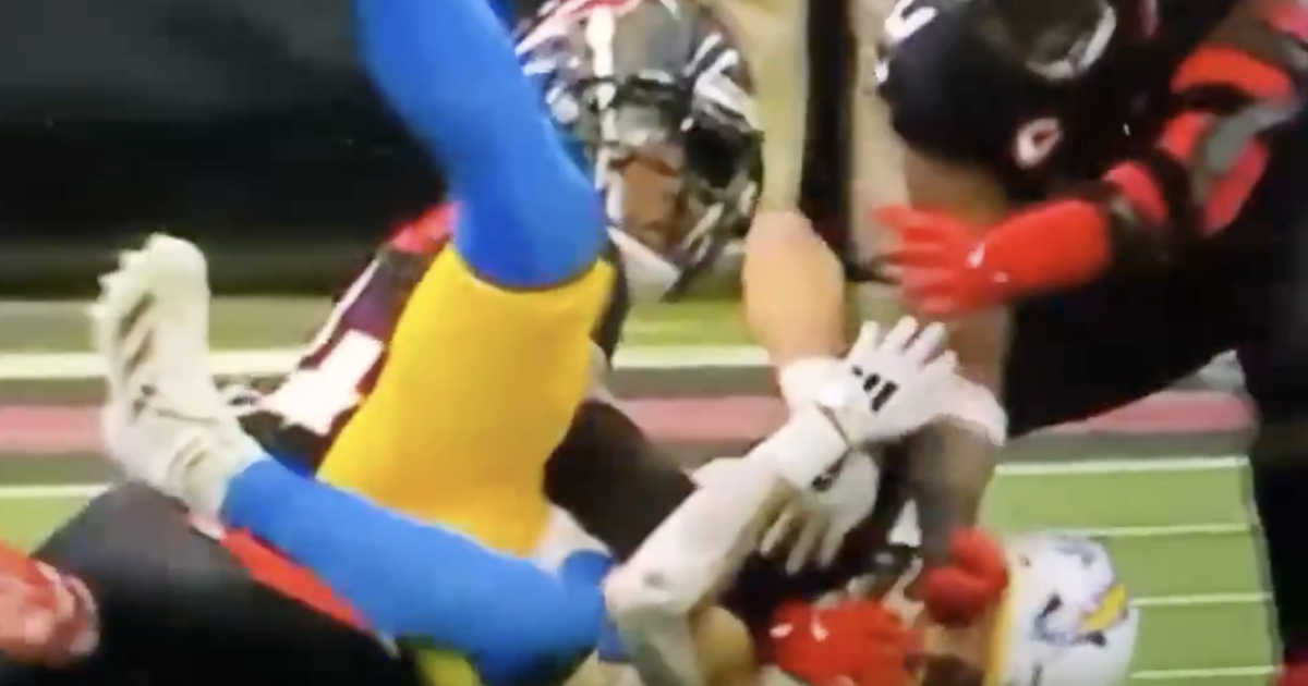 Texans Linebacker Azeez Al-Shaair Appears To Punch Opposing Player ...