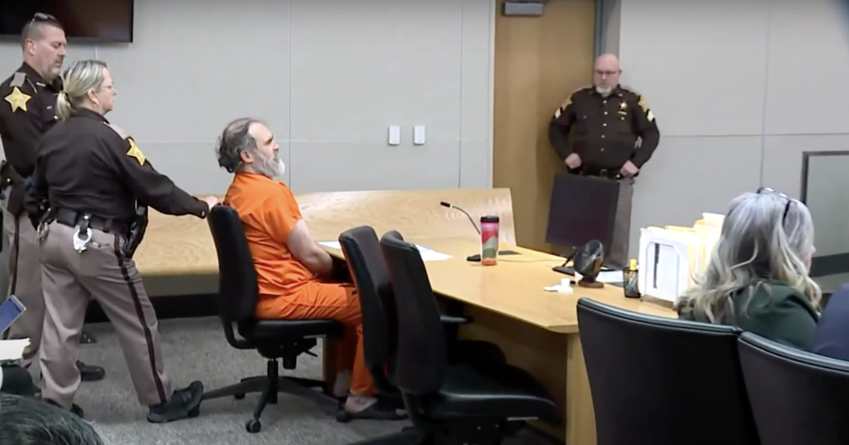 'What A Creep!' - Caitlin Clark's Stalker Disturbs With 3-Word Message ...