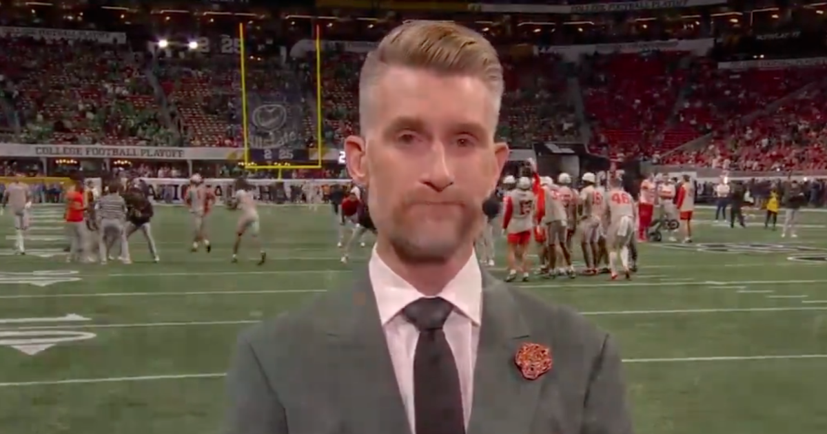 Marty Smith Has Fans Laughing Over His Lane Kiffin Reporting Job - The Spun