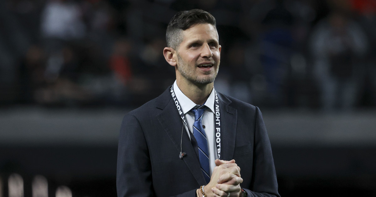 NFL Broadcaster Louis Riddick Has Fans Exhausted During Panthers-Bucs ...