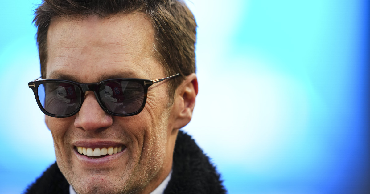 NFL Announces Official 2025 Broadcasting Rules For Tom Brady - The Spun