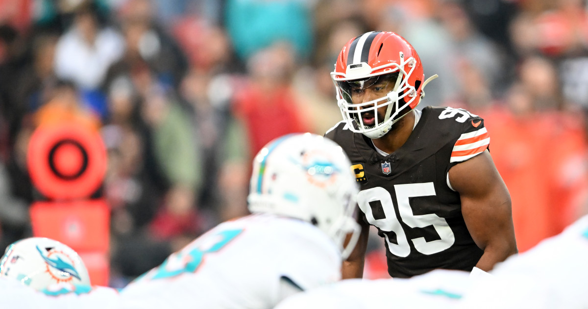 Browns Star Myles Garrett Shares His Honest Opinion Of Shedeur Sanders - The Spun