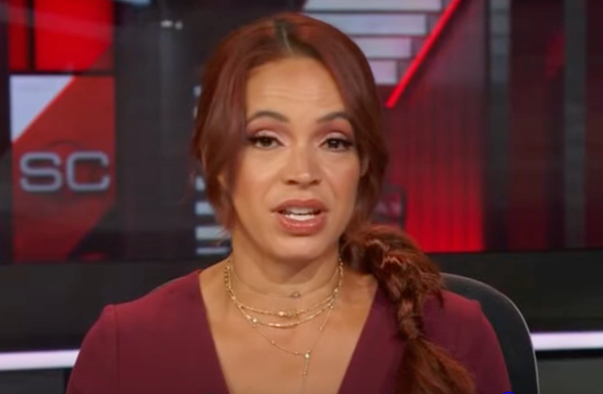 Former ESPN Host Elle Duncan Lands New Gig After Leaving Company - The Spun