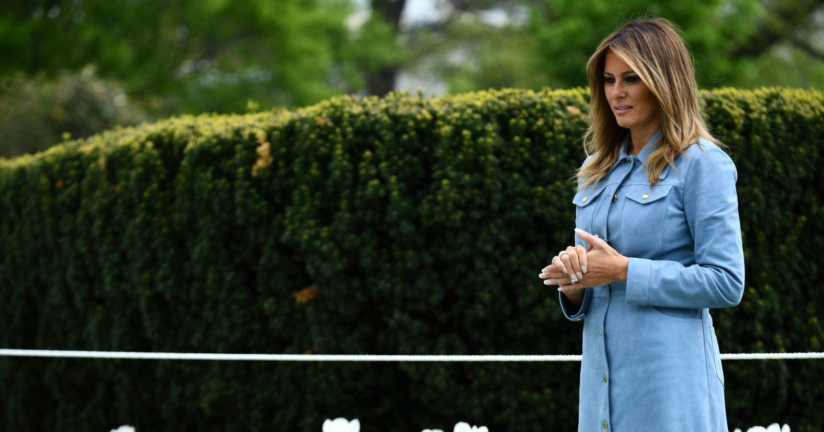 Melania Trump Turns Heads With 'Stunning' Easter Outfit - The Spun