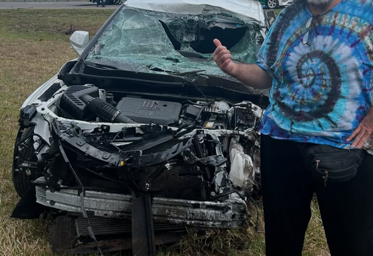 Legendary WWE Star Hospitalized After 'Horrific' Car Accident - The Spun