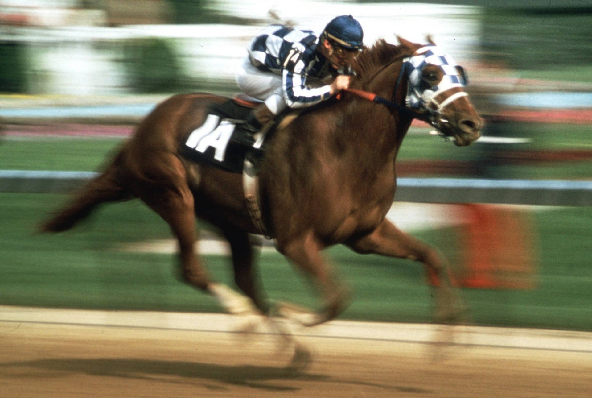 Legendary Secretariat Jockey Ron Turcotte Dead At 84 - The Spun
