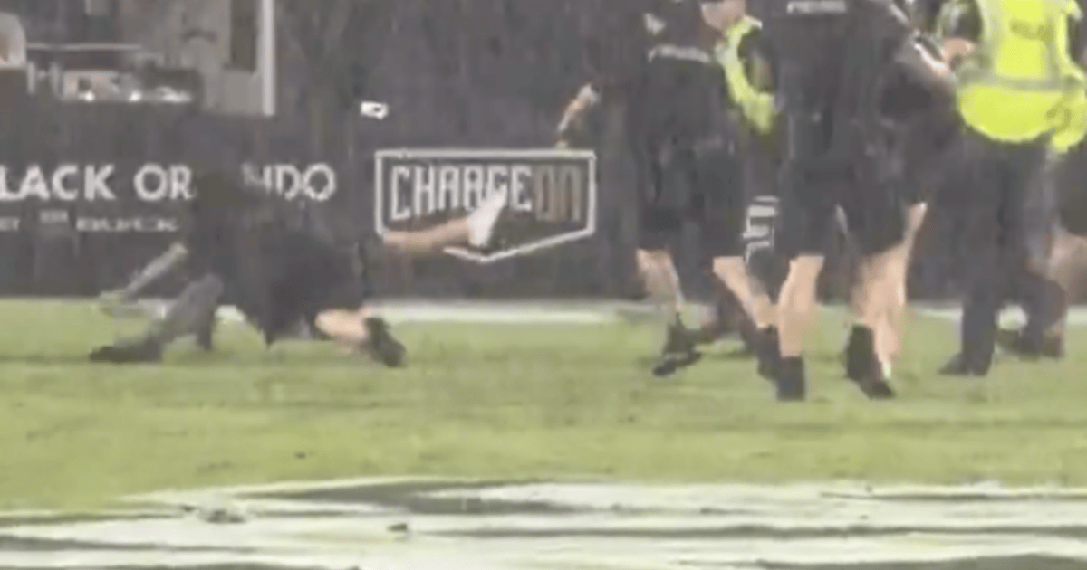 College Football Fan Gets Destroyed After Storming Field During Week 1 ...