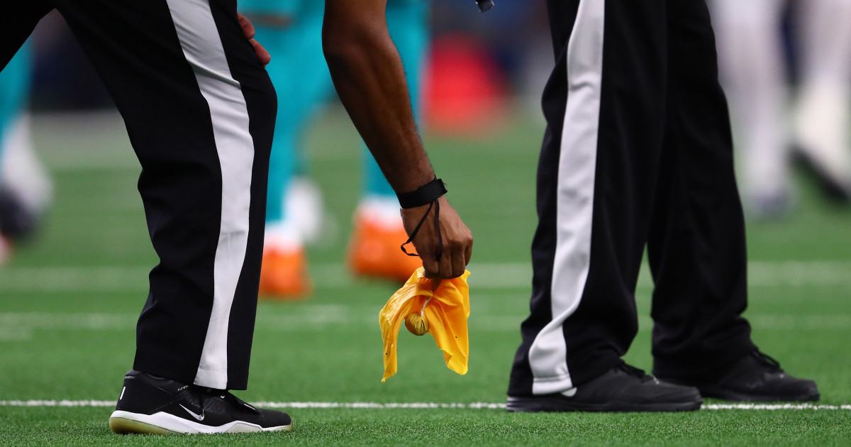 Punches Thrown In Wild Player Brawl During Eagles-commanders - The Spun