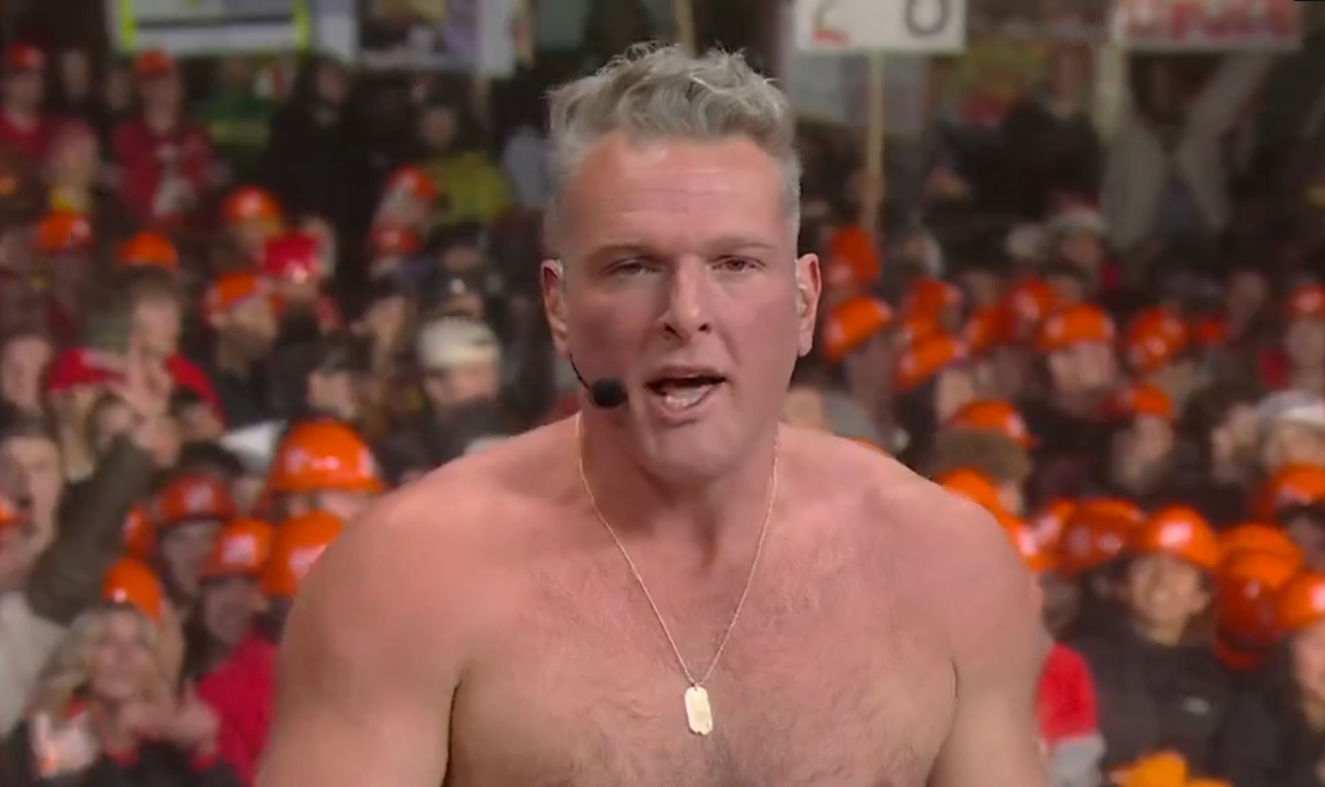 Pat McAfee Gets Ripped For 'Clown' Behavior On 'College GameDay' - The Spun