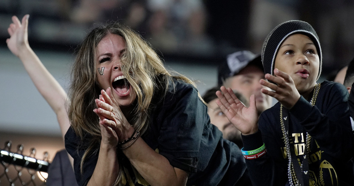 Diego Pavia's Mom Had ESPN's Total Attention In Vanderbilt Win vs ...