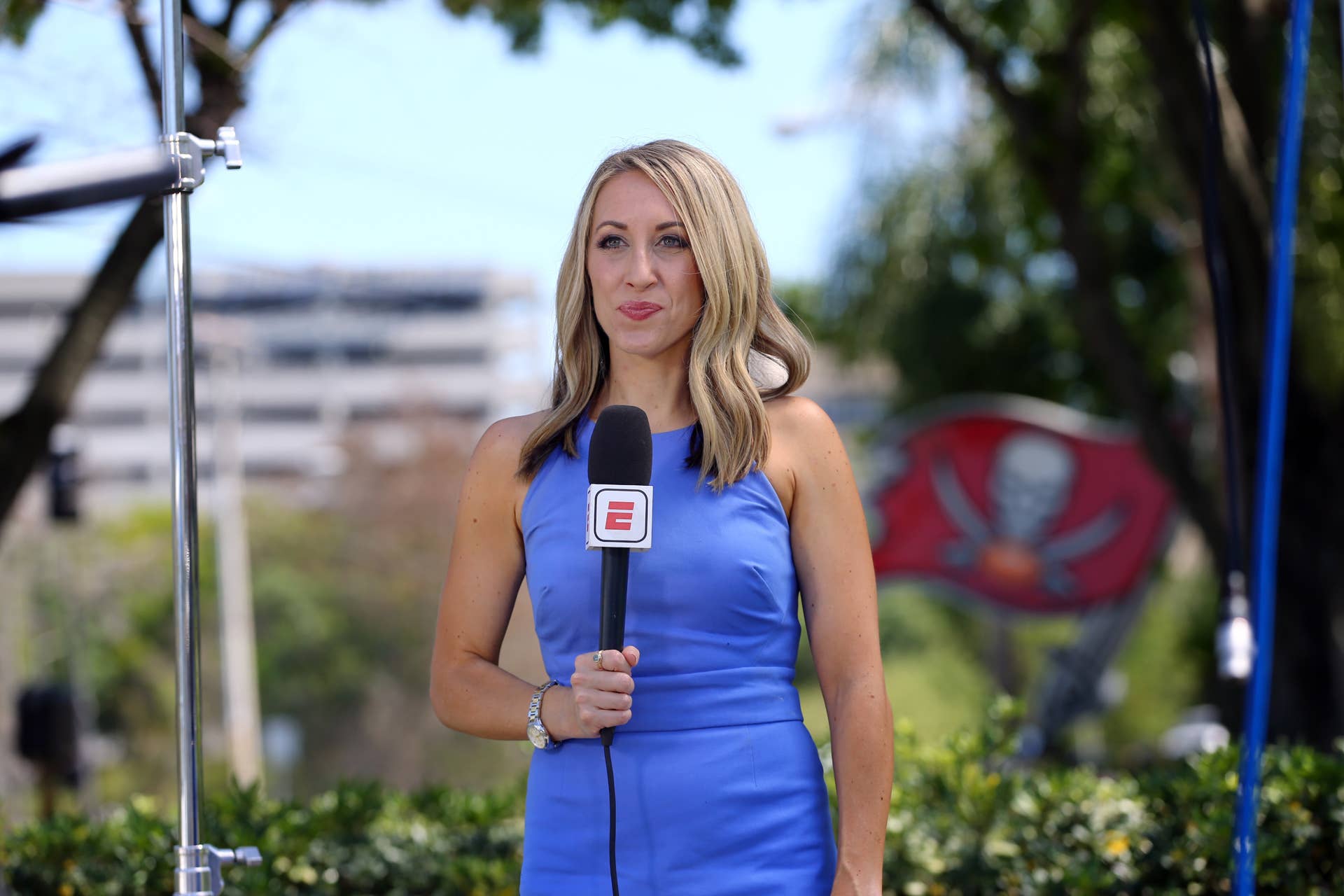 ESPN NFL Reporter Announces Leave Of Absence For Medical Reasons - The Spun