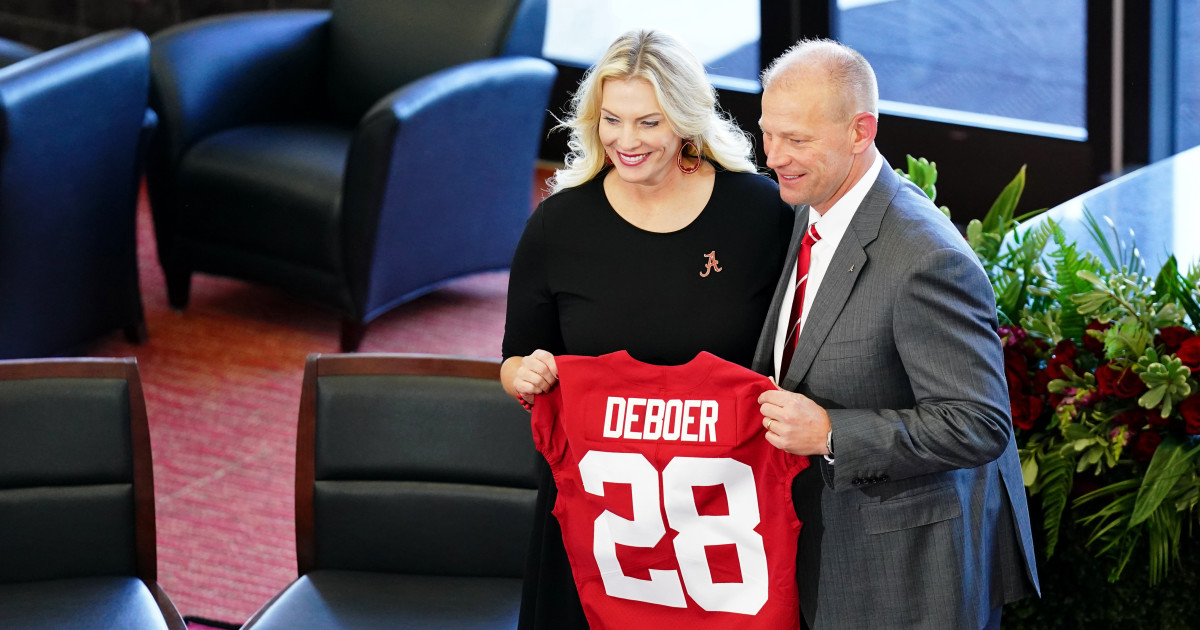 Kalen DeBoer's Wife Goes Viral During College Football Playoff - The Spun
