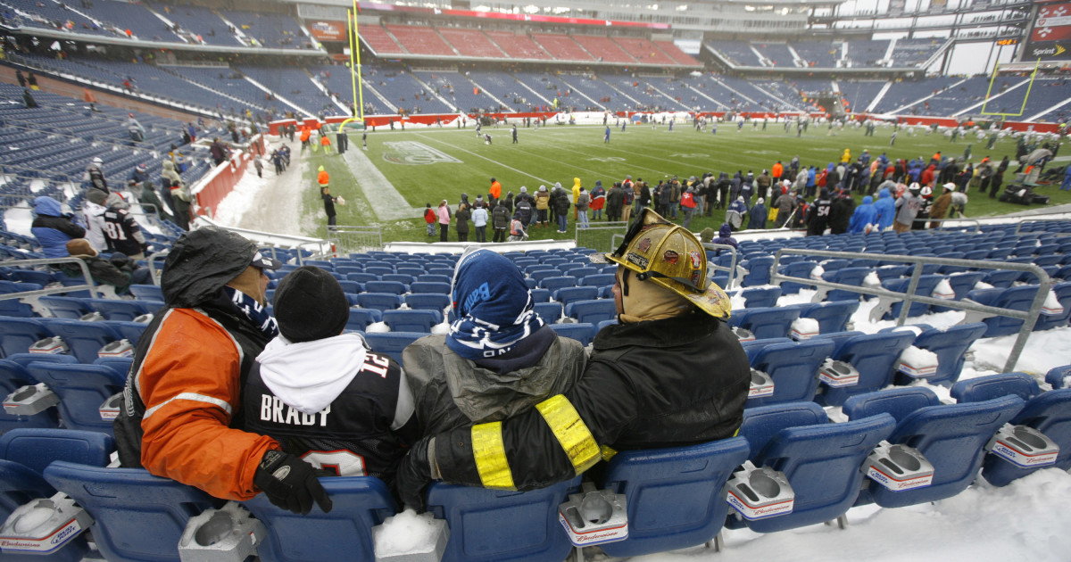 NFL Fans Are Pumped For Potential Snow Game This Weekend - The Spun