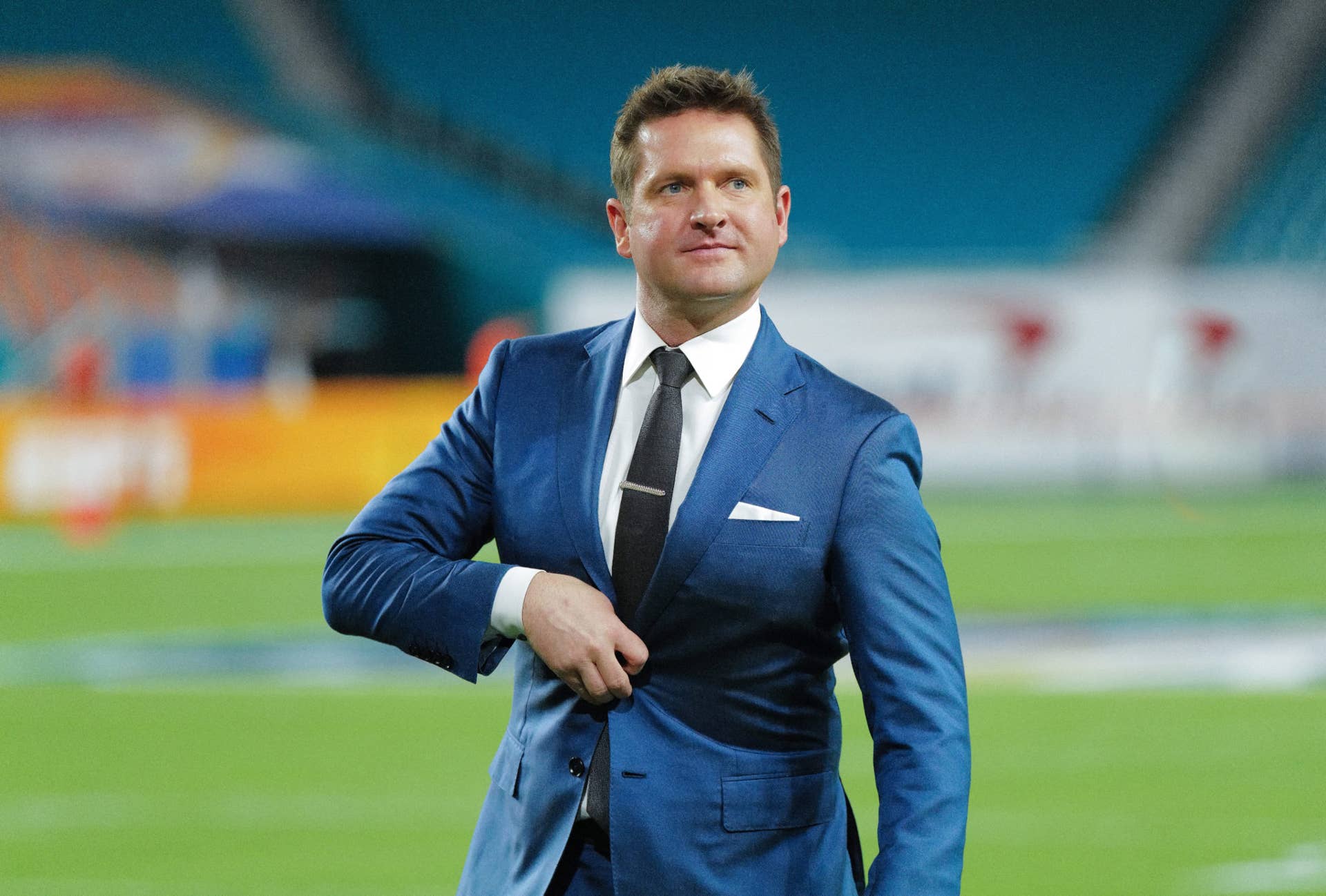 Todd McShay Releases 'Mid-Season' 2026 NFL Mock Draft - The Spun