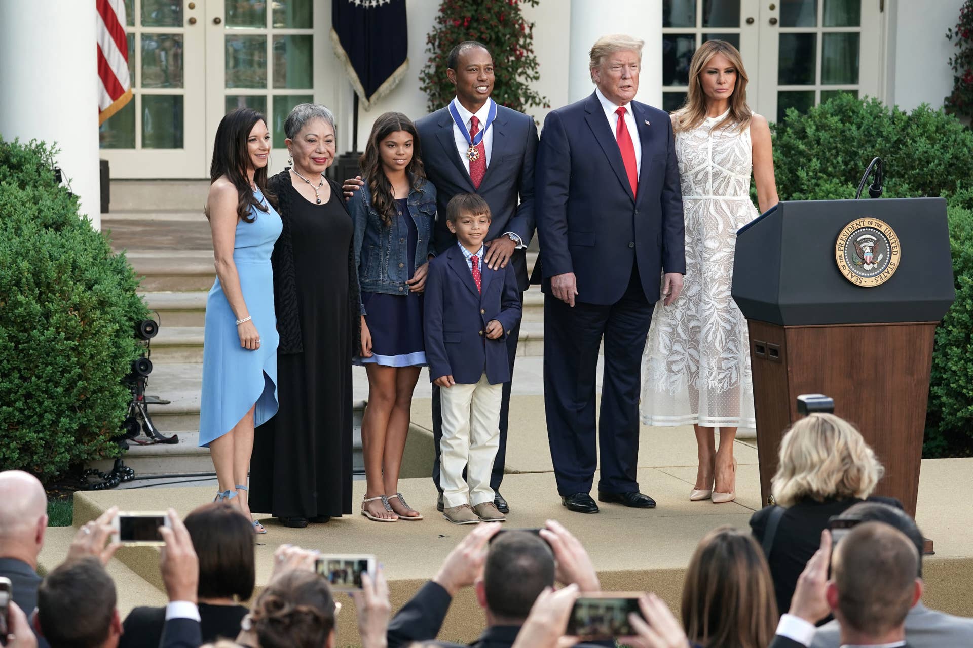 Donald Trump Is Getting Praised For Classy Message To Tiger Woods ...