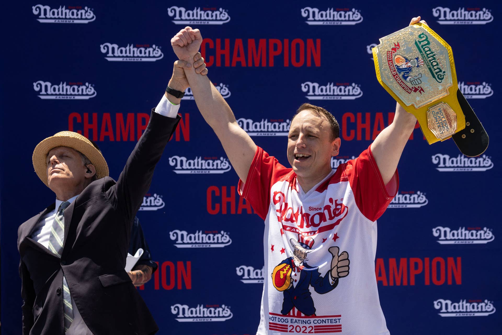 Joey Chestnut's Net Worth Is Impressively High - The Spun