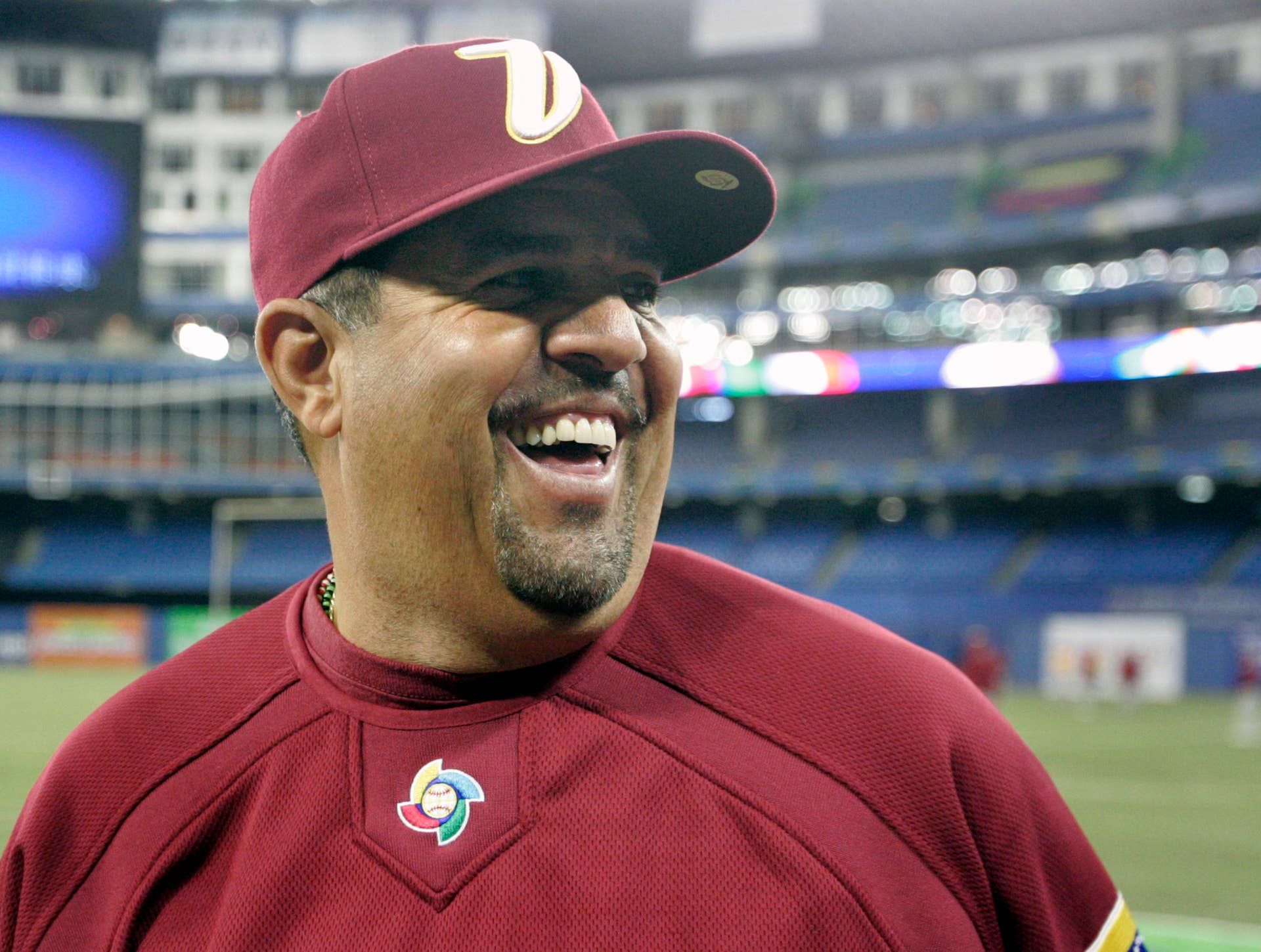 Luis Sojo: Catching Up With the New York Yankees' Fan Favorite - The Spun