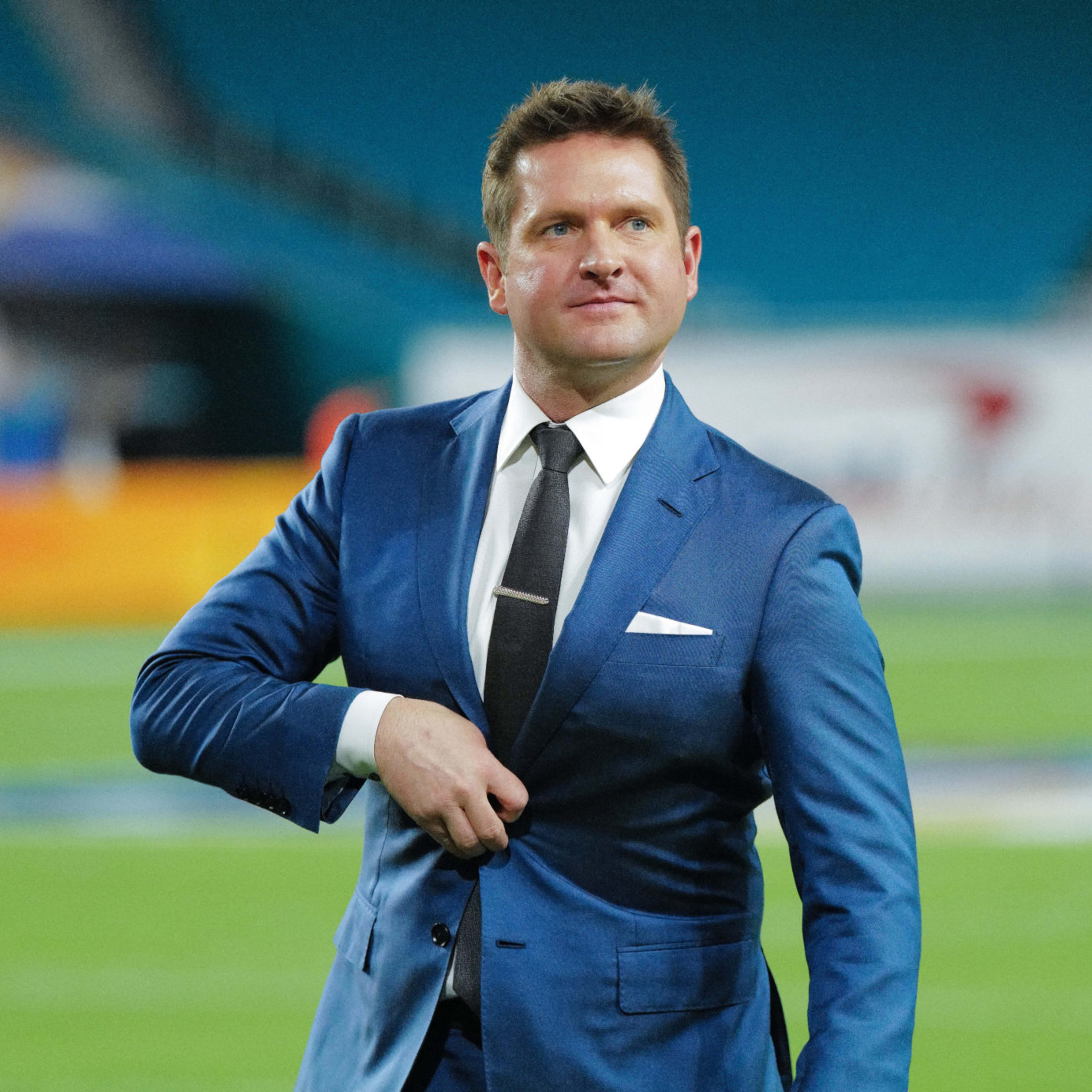 Amy Schumer Grabs Attention With SI Swimsuit Audition Photo - The Spun