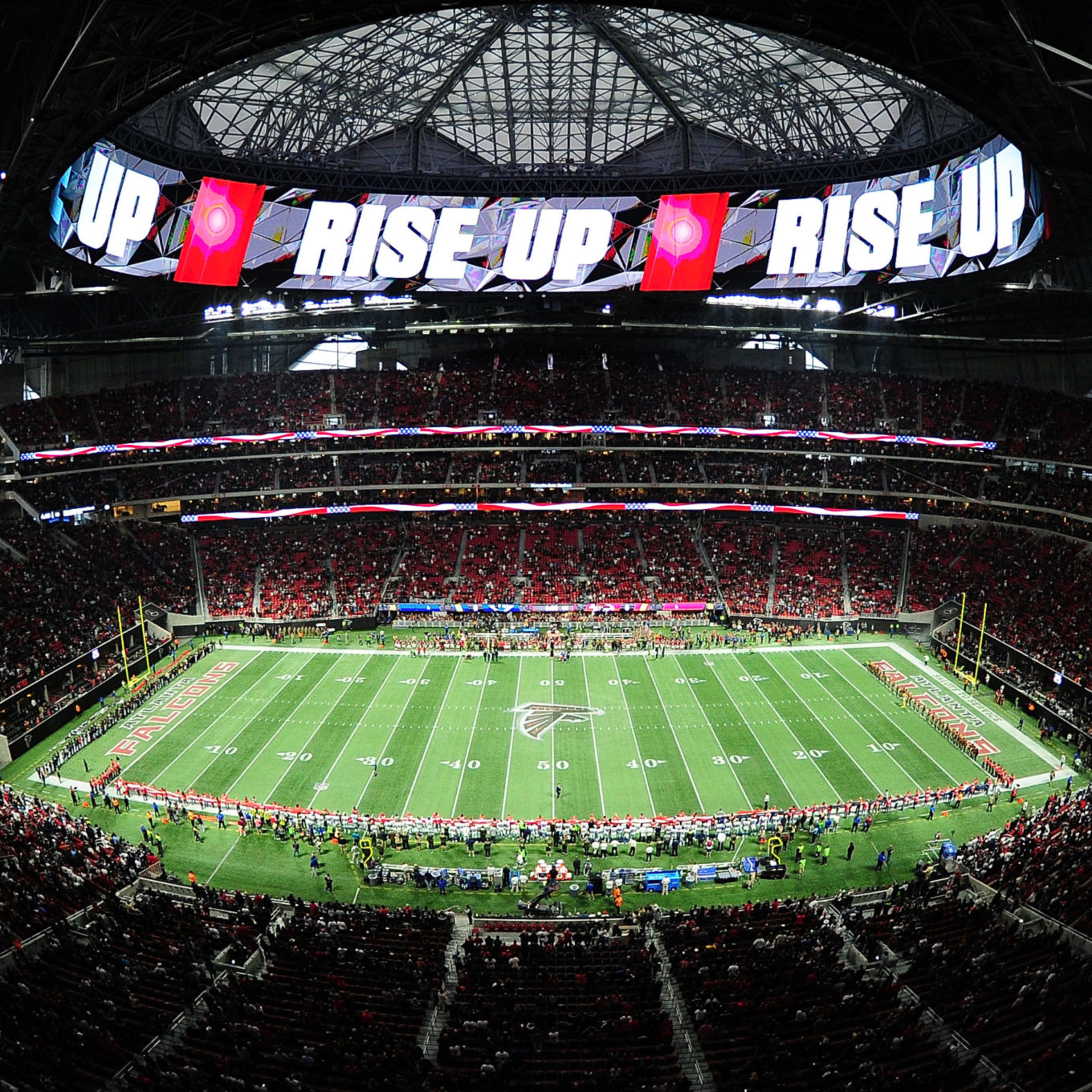 'Landman' Actress Posted A Jaw-Dropping Swimsuit Photo - The Spun