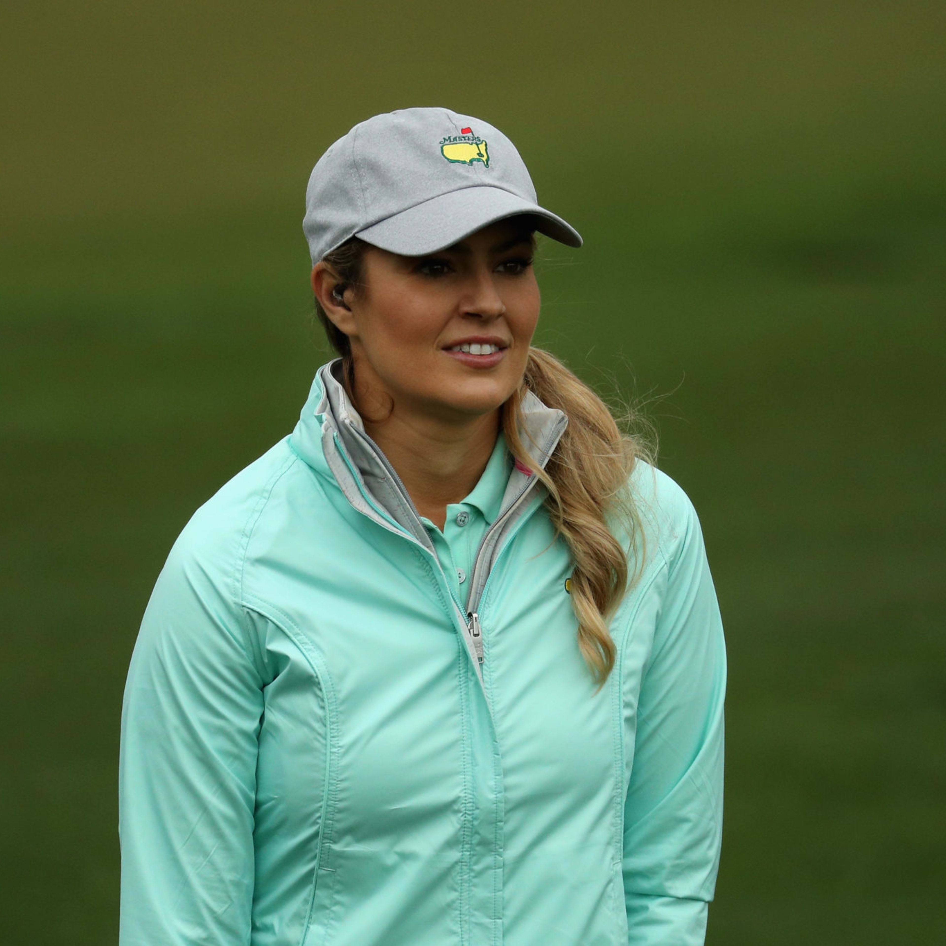 NFL Sideline Reporter Melanie Collins Shared Sizzling Swimsuit Photo ...