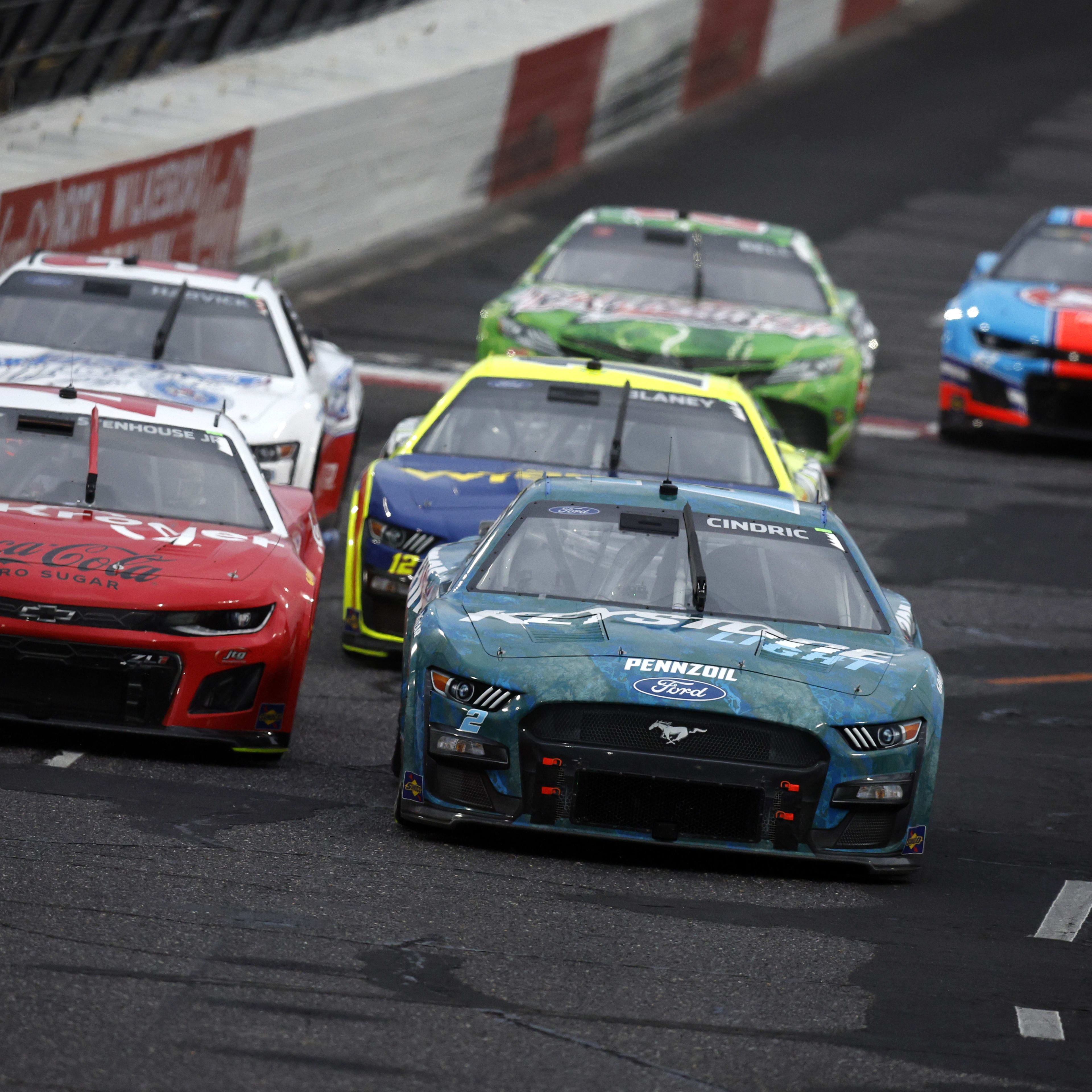 Bubba Wallace's Spotter Rips NASCAR Driver's Behavior - The Spun