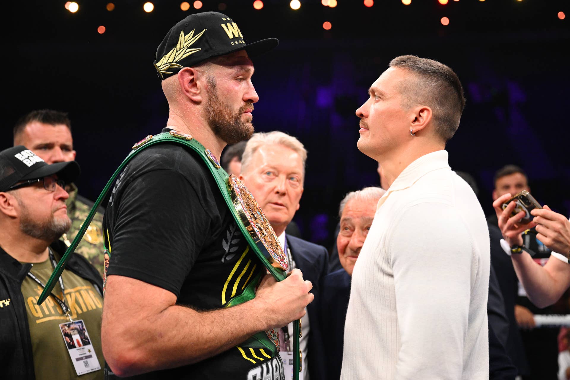 Meet The Wife Of Oleksandr Usyk, The Man Who Beat Tyson Fury Twice ...