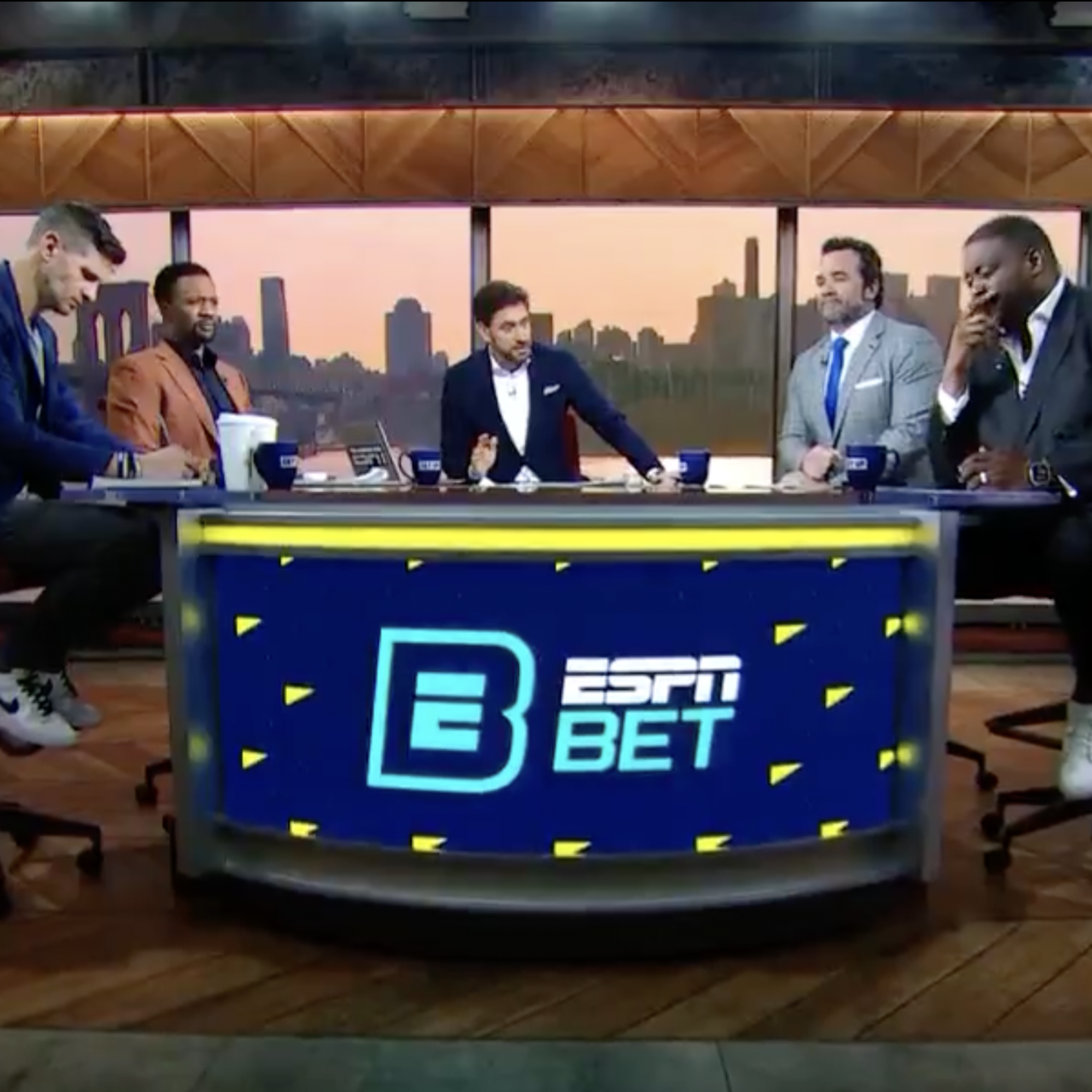 San Francisco 49ers Make Surprise Addition At QB For Week 2 - The Spun