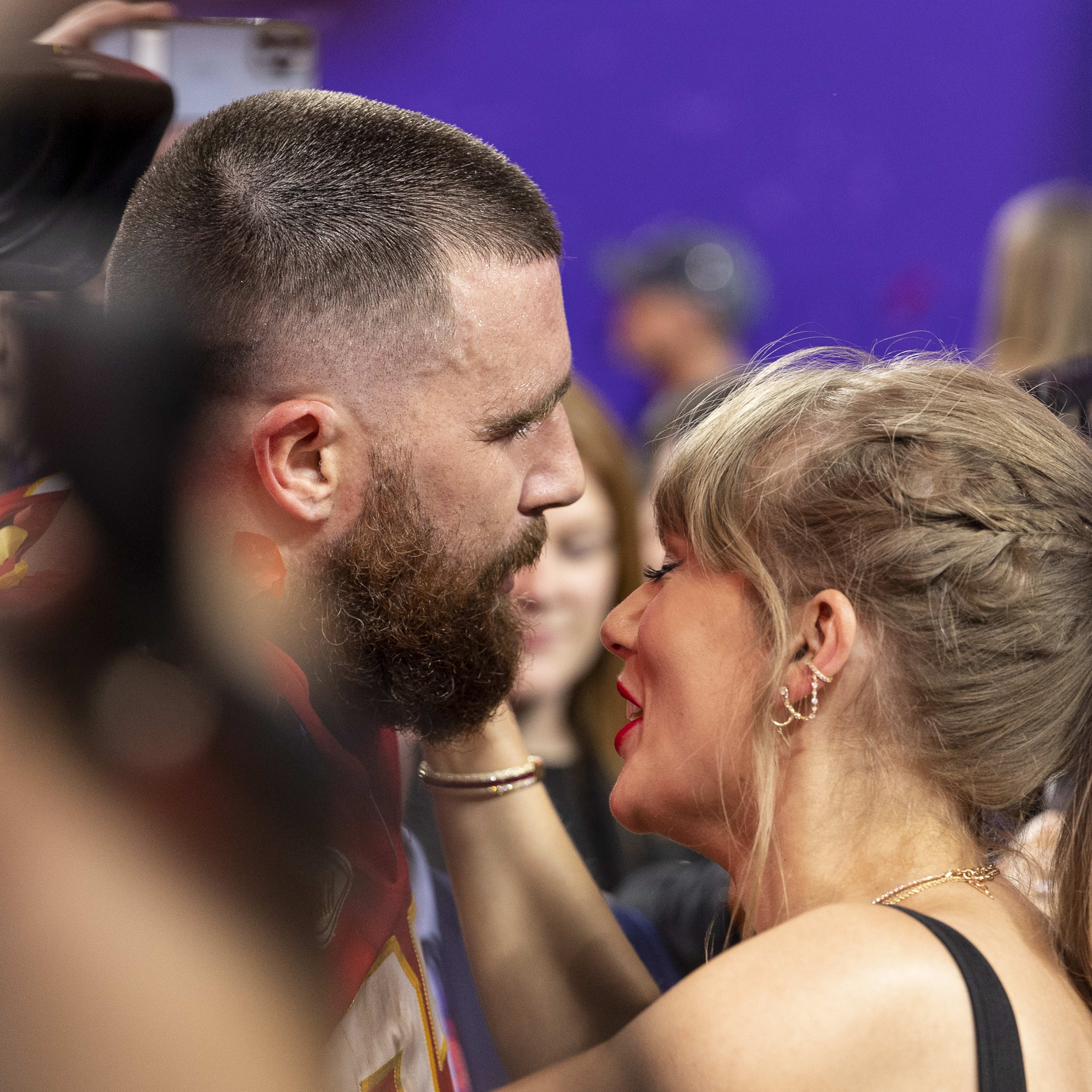 Tributes Pour In After Legendary Bodybuilder Dies Suddenly At 37 - The Spun