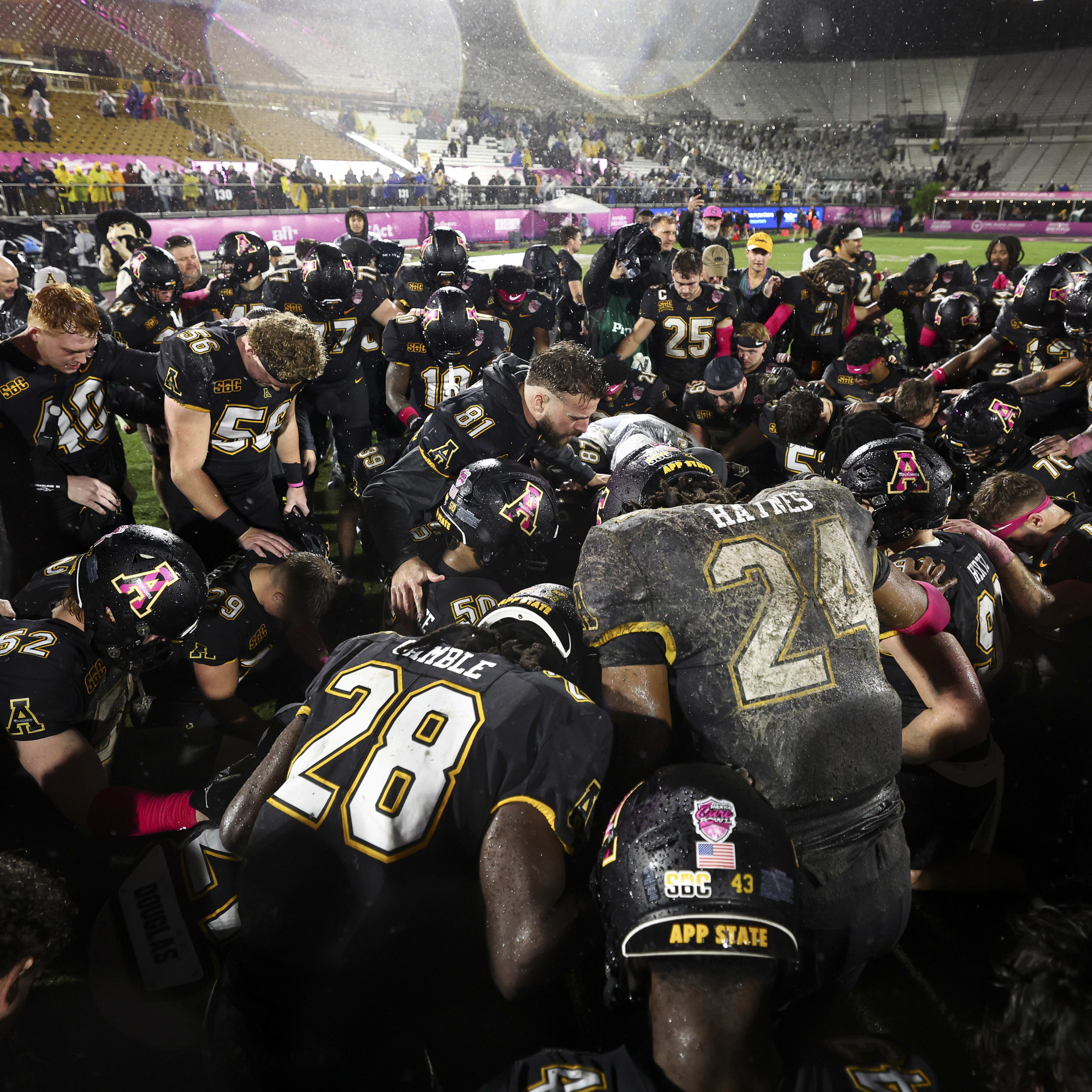 Photos: Meet The Fiancee Of Former LSU Coach Ed Orgeron - The Spun