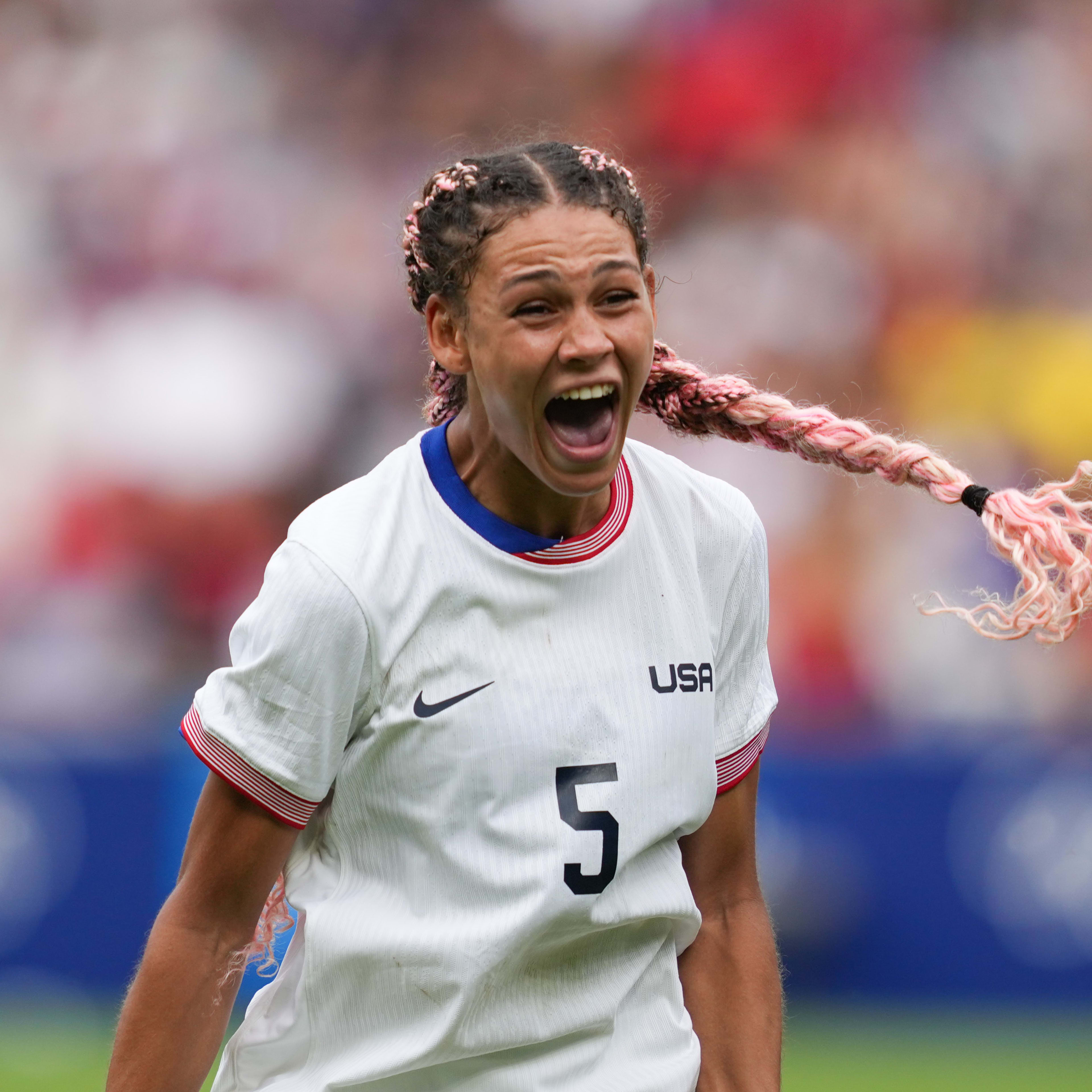 Dennis Rodman's Daughter, Trinity, Turns Heads With Swimsuit Photo ...