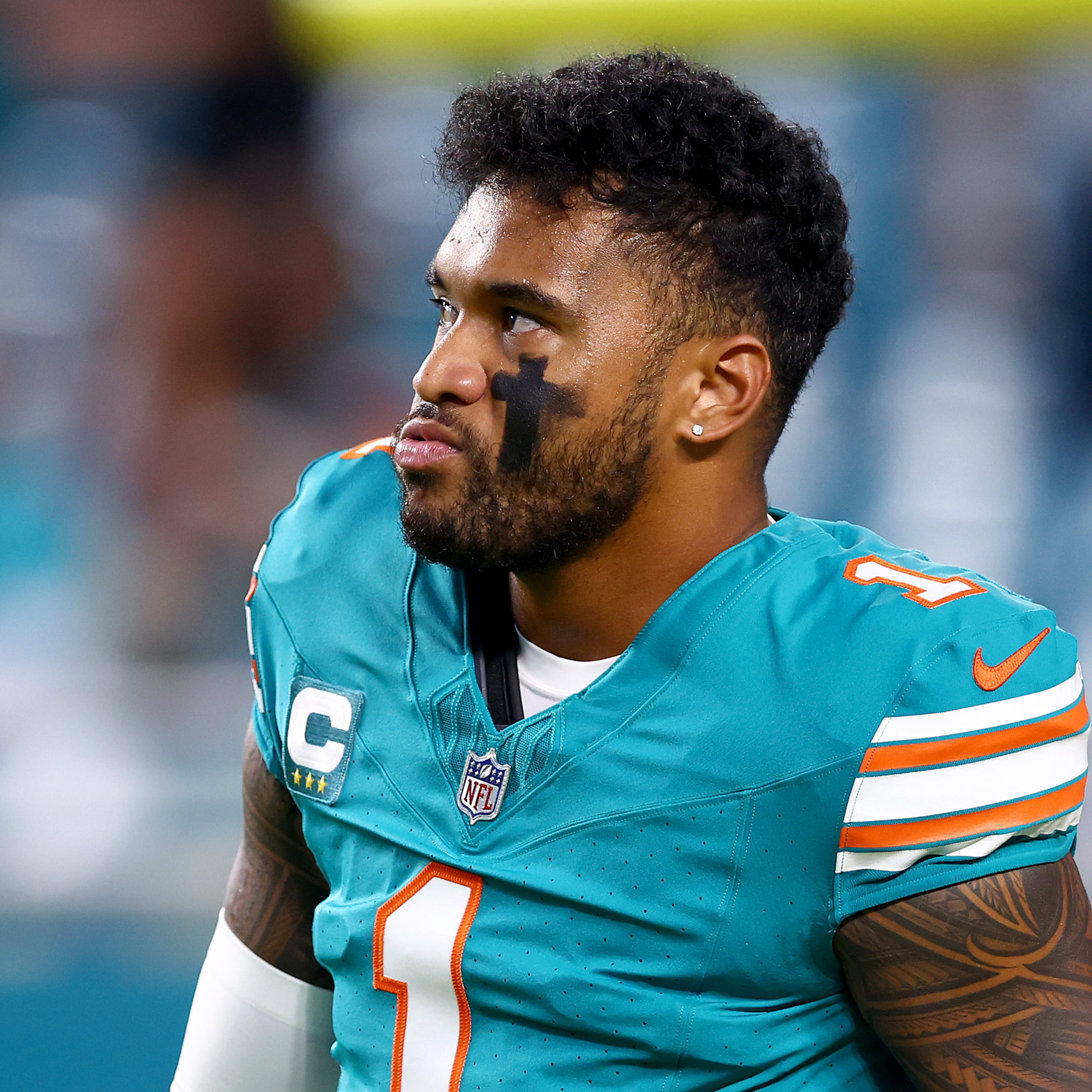 ESPN Names New No. 1 Team In Updated Top 25 College Football Rankings ...