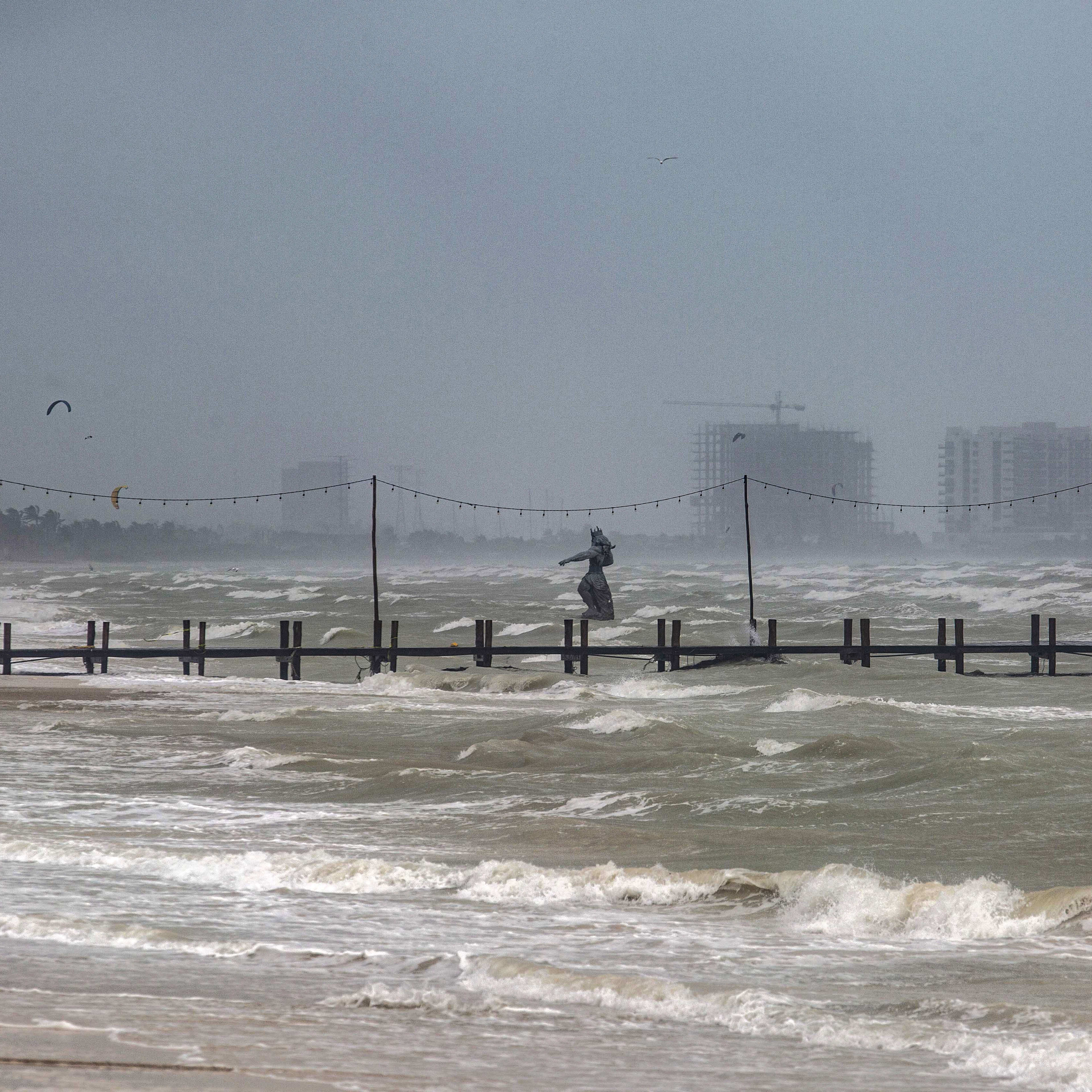 Former UFC Star Paige VanZant Turns Heads With Swimsuit Photo - The Spun