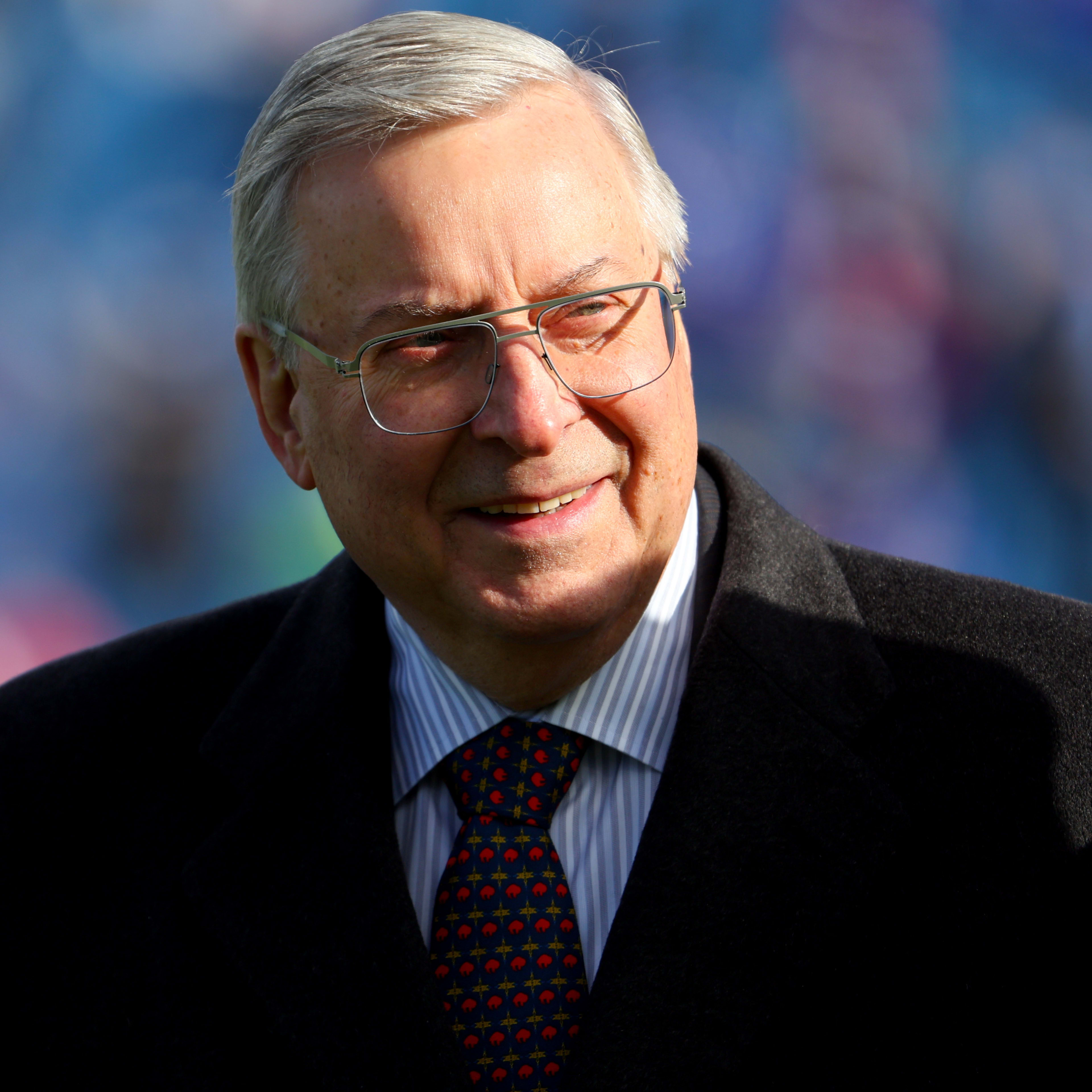 Buffalo Bills Owner Throws Player Under Bus During 'Disastrous' Press ...