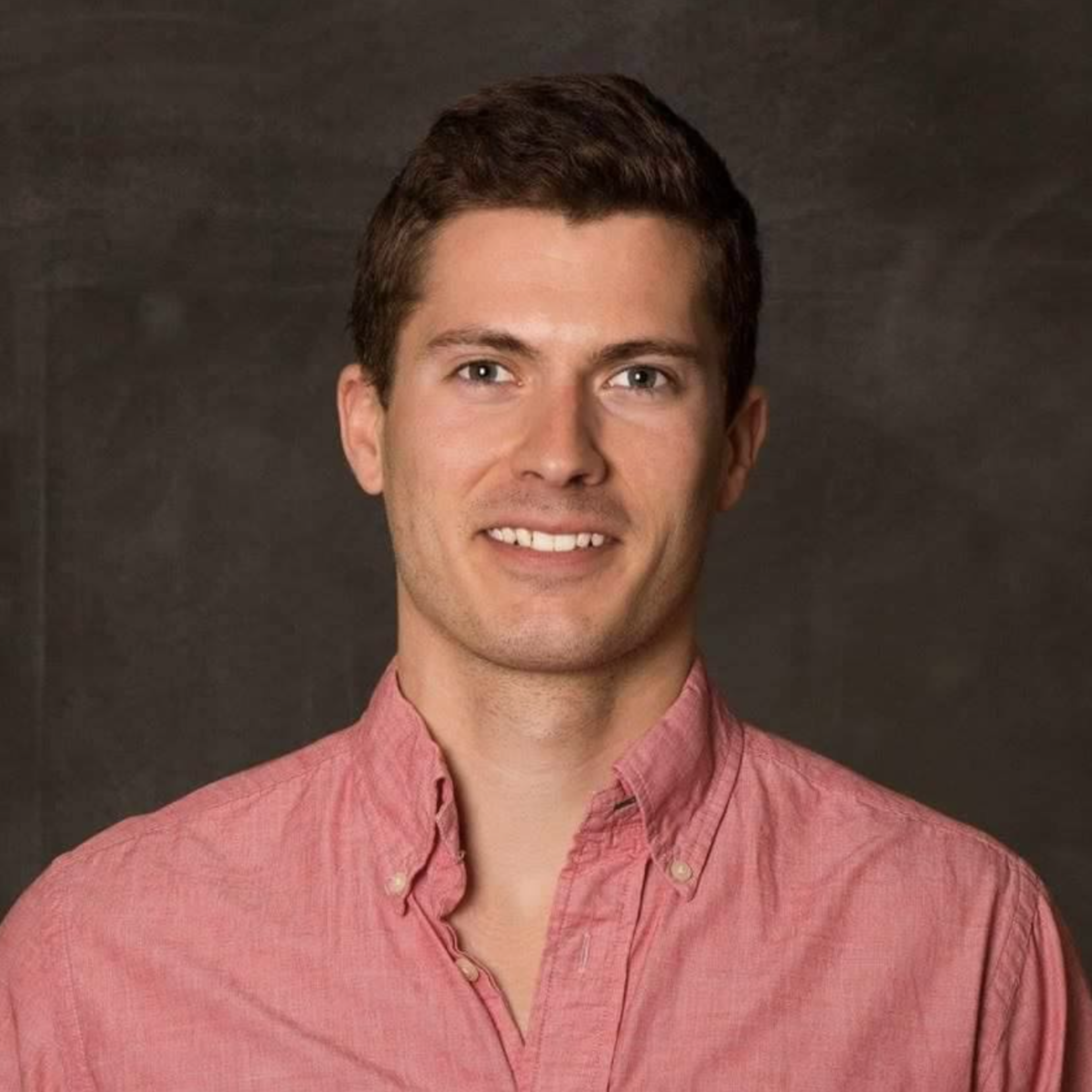 Former NFL Reporter Stunned Wearing Nothing But 'Body Paint' - The Spun