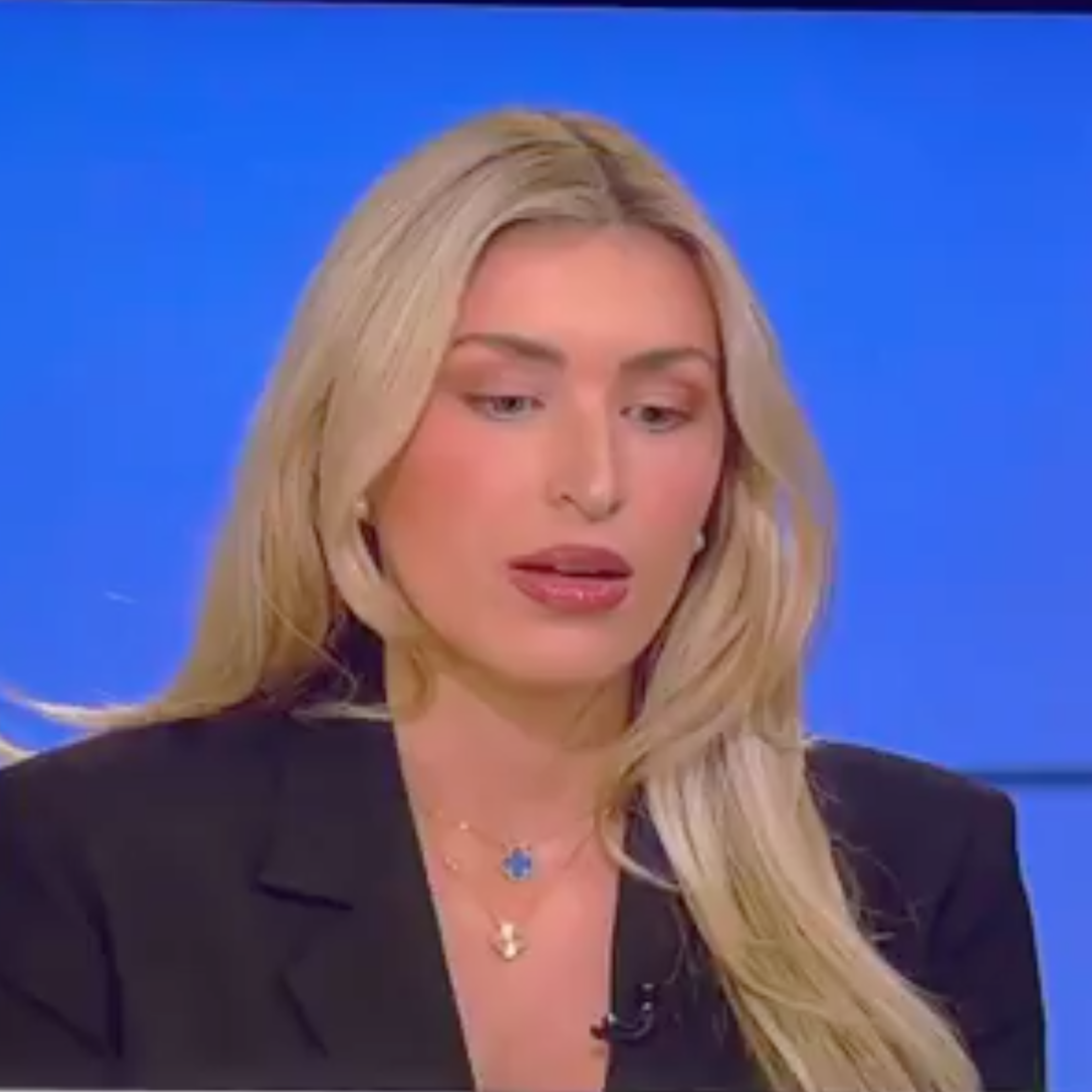 Fox News Commenter Receives 'Disgusting' Messages After Fainting On ...