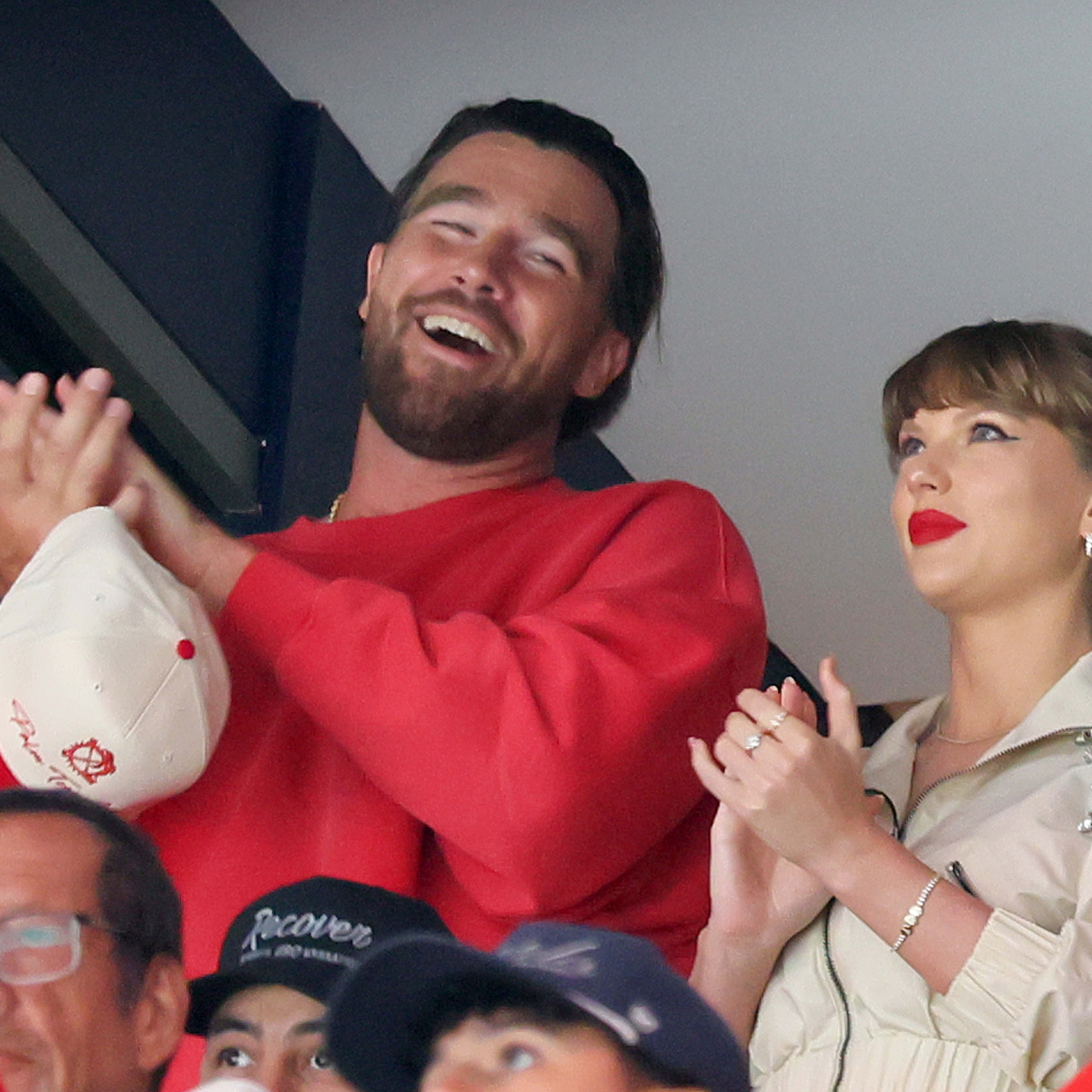 4 NFL Teams Did Not Hold Moment Of Silence For Charlie Kirk Sunday ...