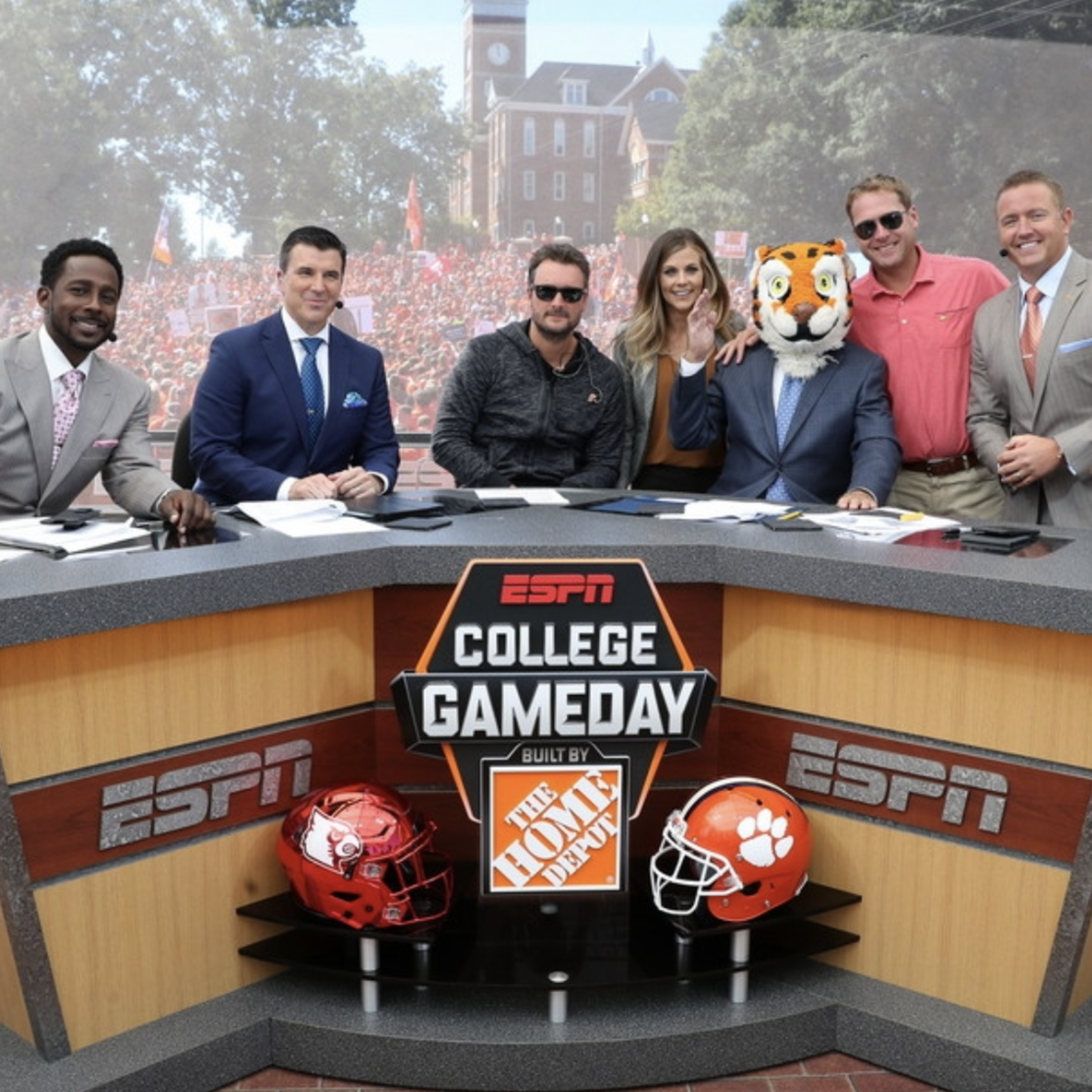 Fake Ohio State Football Stories Going Viral After Charlie Kirk's Death ...